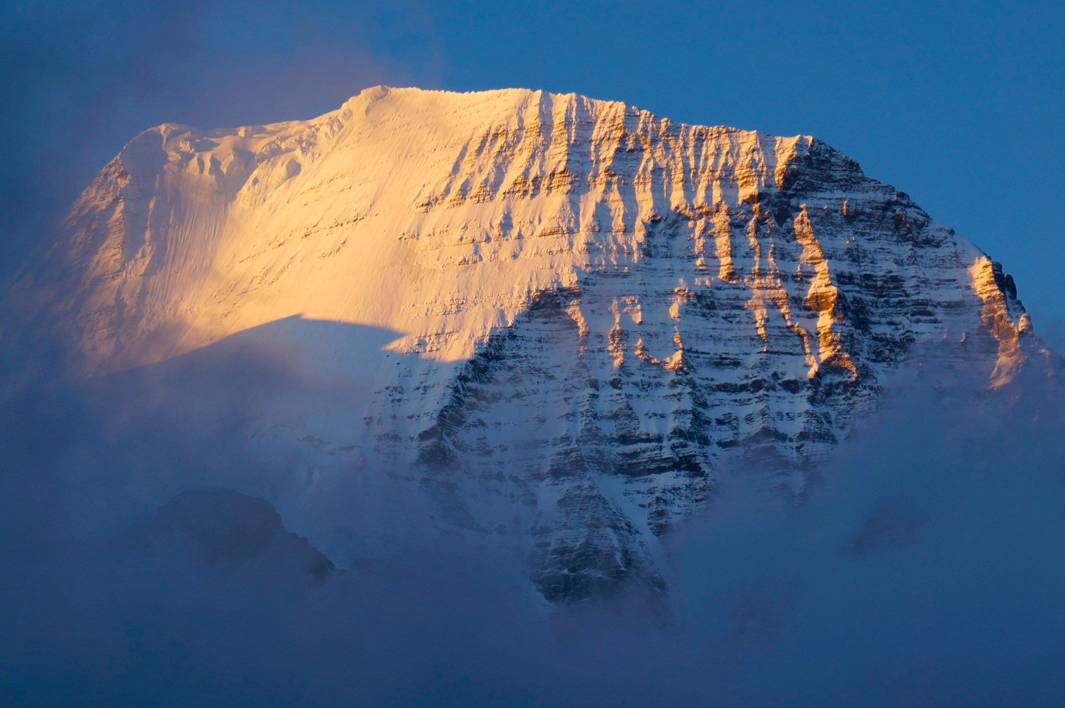 Mount Robson Ski Package blog post | Rockaboo Mountain Adventures